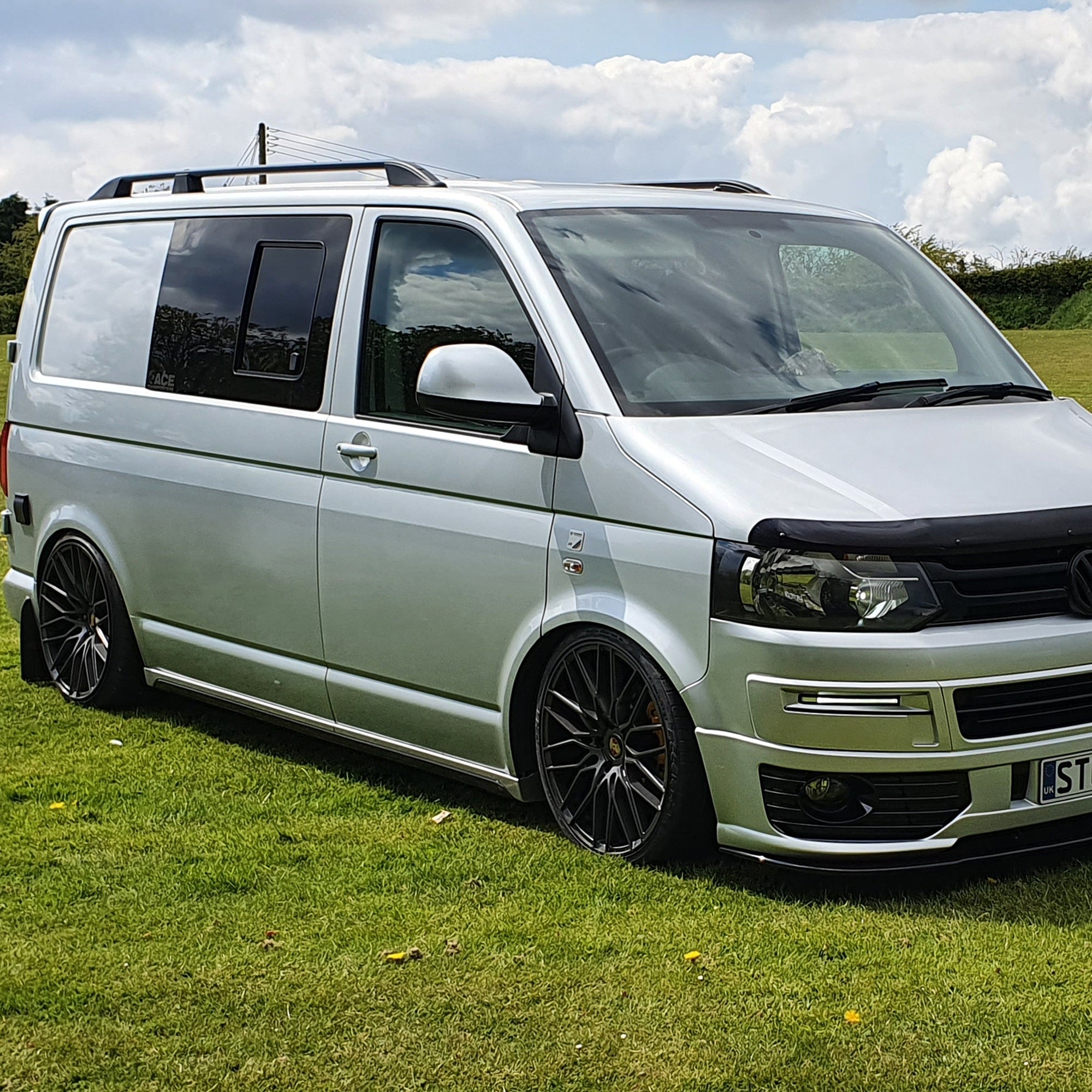 VW T5, T5.1 SWB Side Skirts Reflex Silver Plastic Painted and Ready to ...